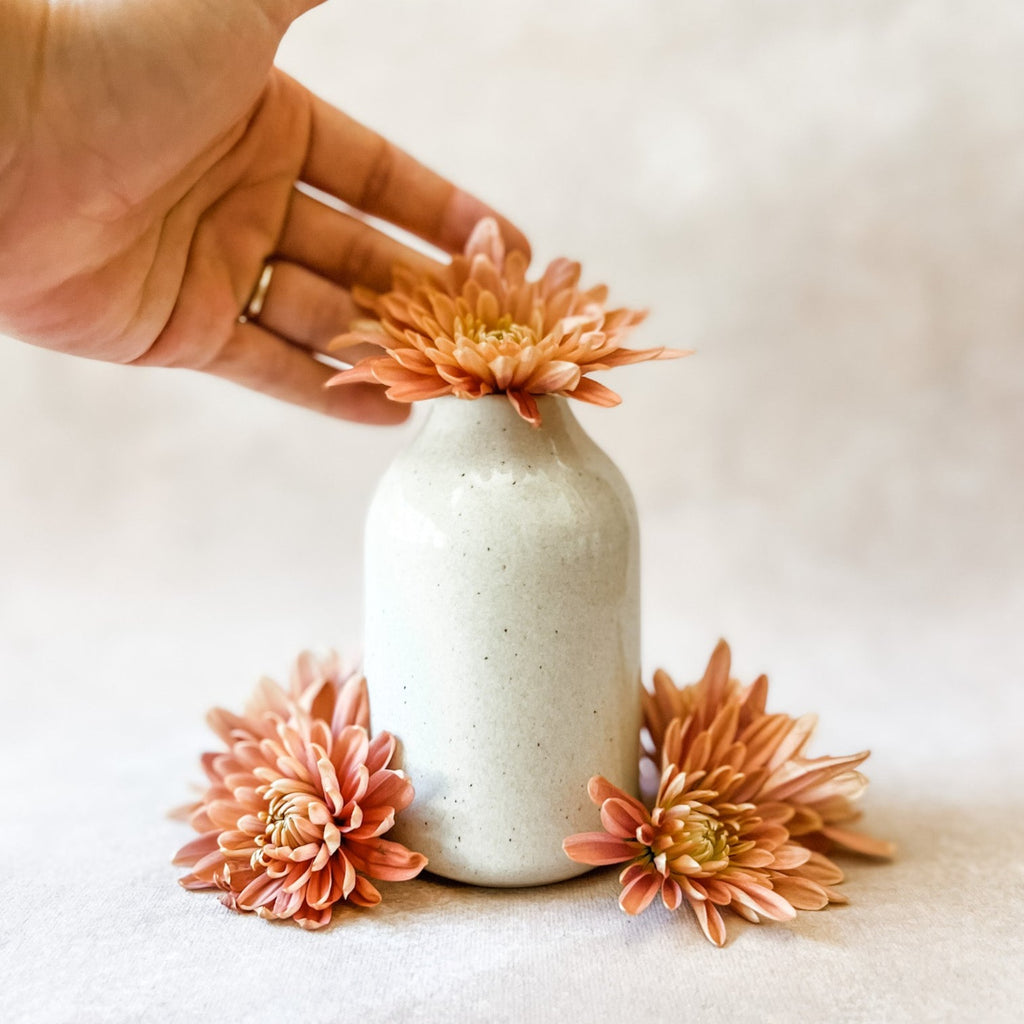 Ritual Bud Vase – Ritual Ceramics Studio